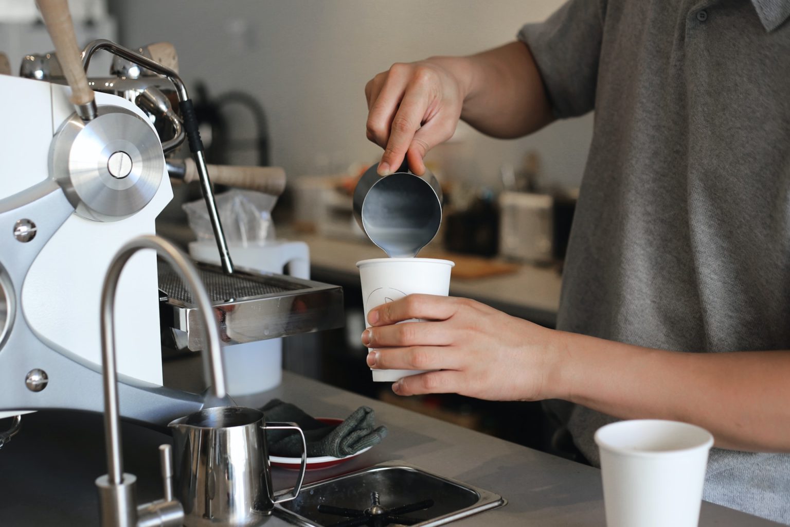 ¿Qué es un barista y cómo usa el café de especialidad Valencia? - Todo ...